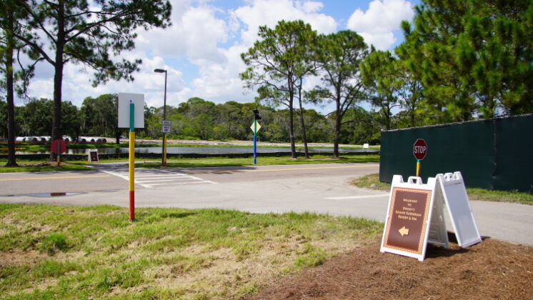 New Temporary Walkway Route Opens Between Disney's Polynesian Village ...