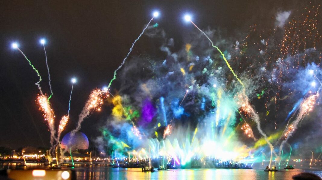 Review: 'Luminous The Symphony of Us' Fireworks Show at EPCOT - Notes ...