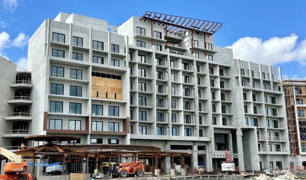 DVC Tower Construction Update at Disney's Polynesian Village Resort ...