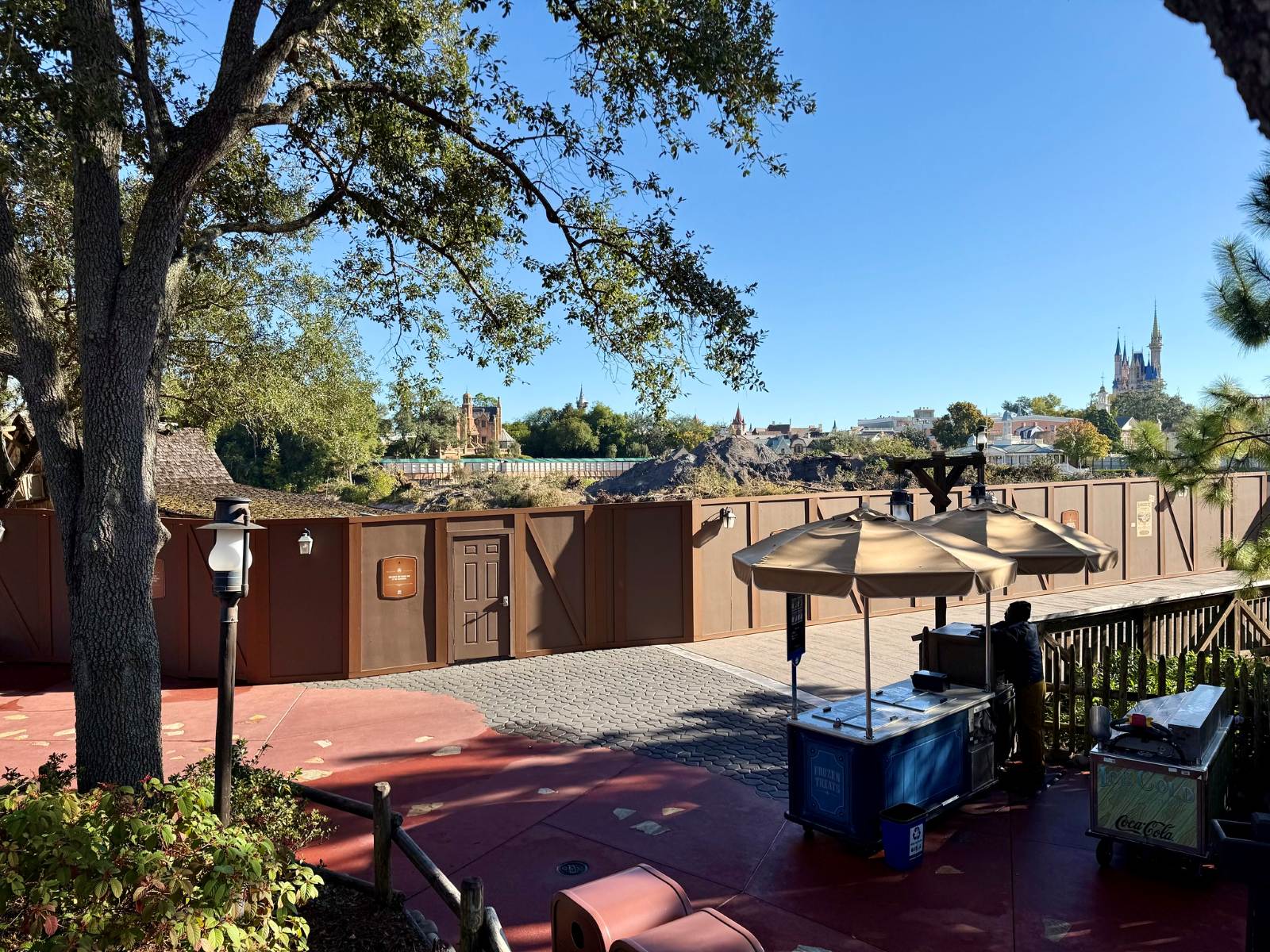 Piston Peak Prep: Trees Removed from Tom Sawyer Island at Magic Kingdom ...